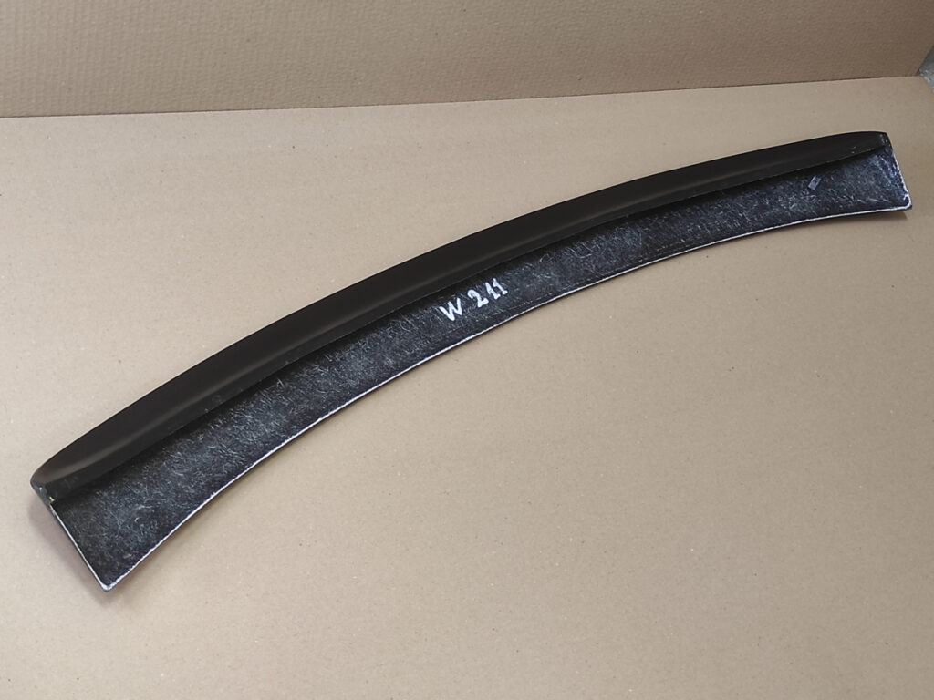 Rear Window Spoiler E-class W211 #1010?? – Marvel Tuning